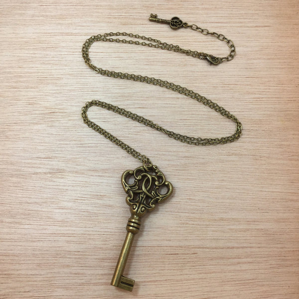 Skeleton Key Necklace - AlphaVariable
