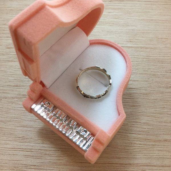 Sterling 8th Notes Music Ring in Piano Gift Box by AlphaVariable